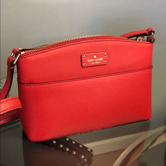 kate spade | Bags | Red Kate Spade Crossbody | Poshmark